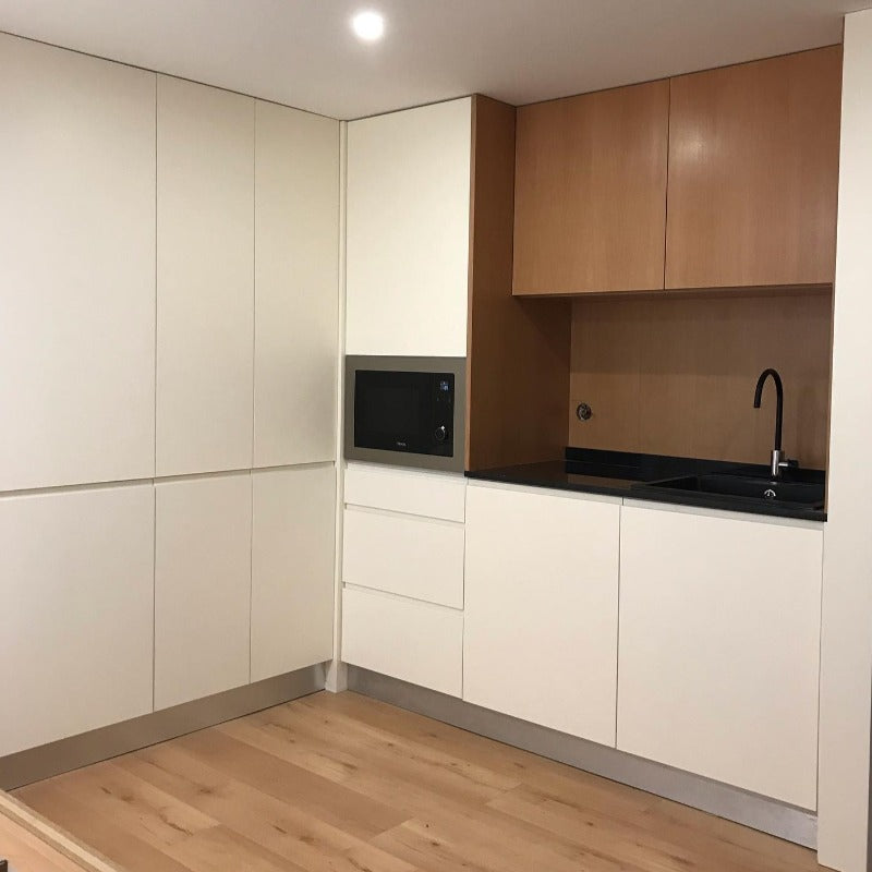 RAL 9010 Pure White - Bradite Universal Paint and Primer – Paint Online