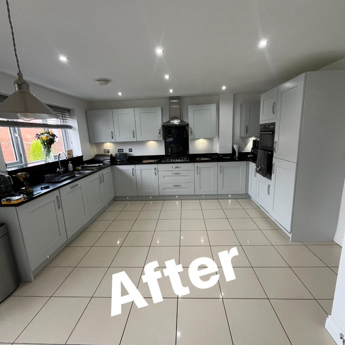 RAL 7035 Light Grey Bradite - All Surface Paint & Primer – Paint Online